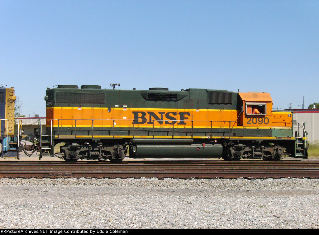 BNSF 2090 (GP38-2)